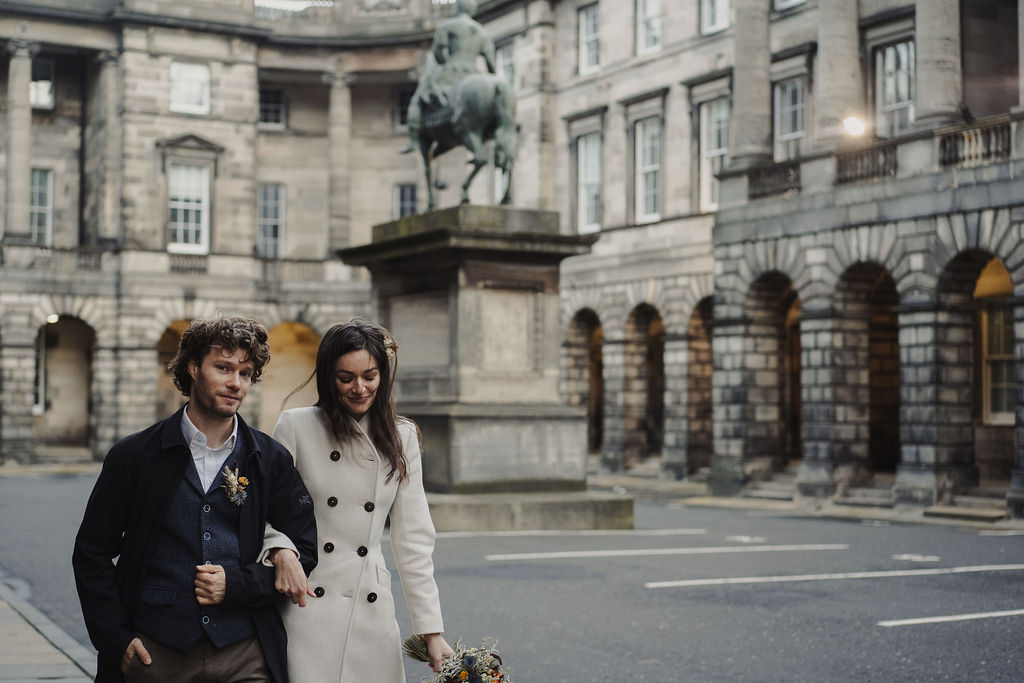 Eloping in Style: Edinburgh City Chambers Wedding | Real Stories